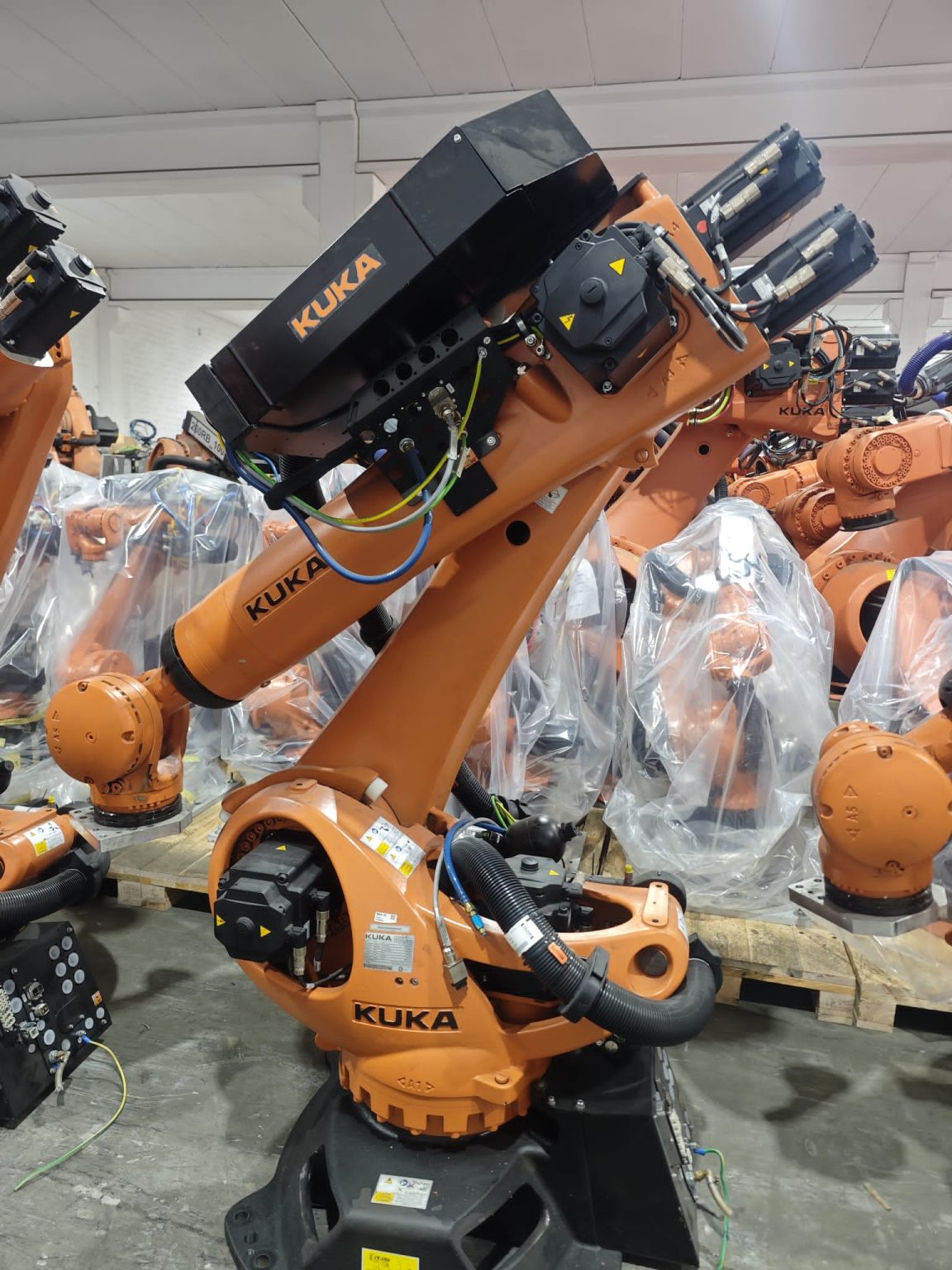 KUKA – Robotic Hitech Solutions
