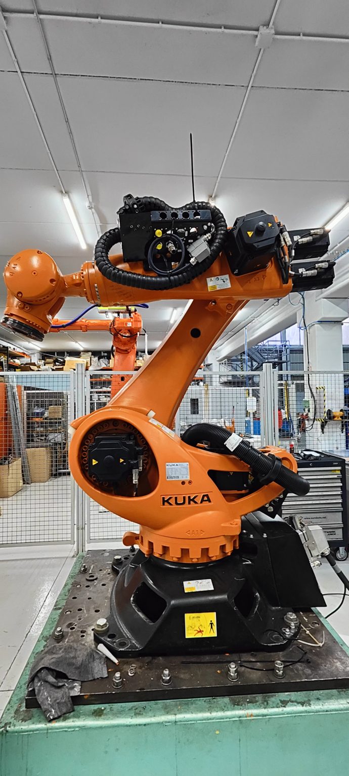 KUKA – Robotic Hitech Solutions